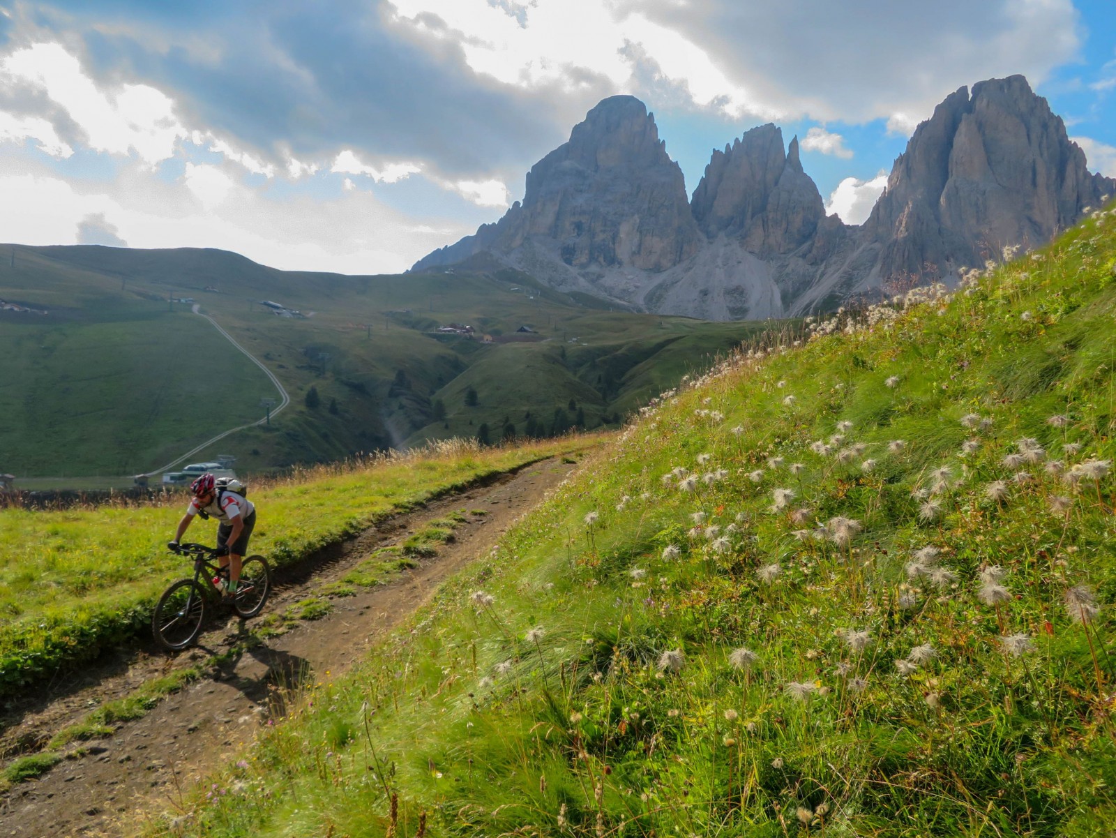 Sella Ronda / Verso Antiorario + Impianti di risalita - nest.bike ...